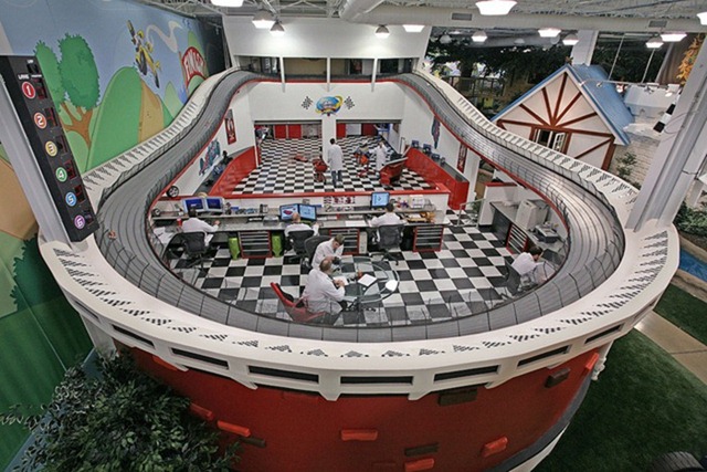 The Creative Office of Inventionland | Amusing Planet